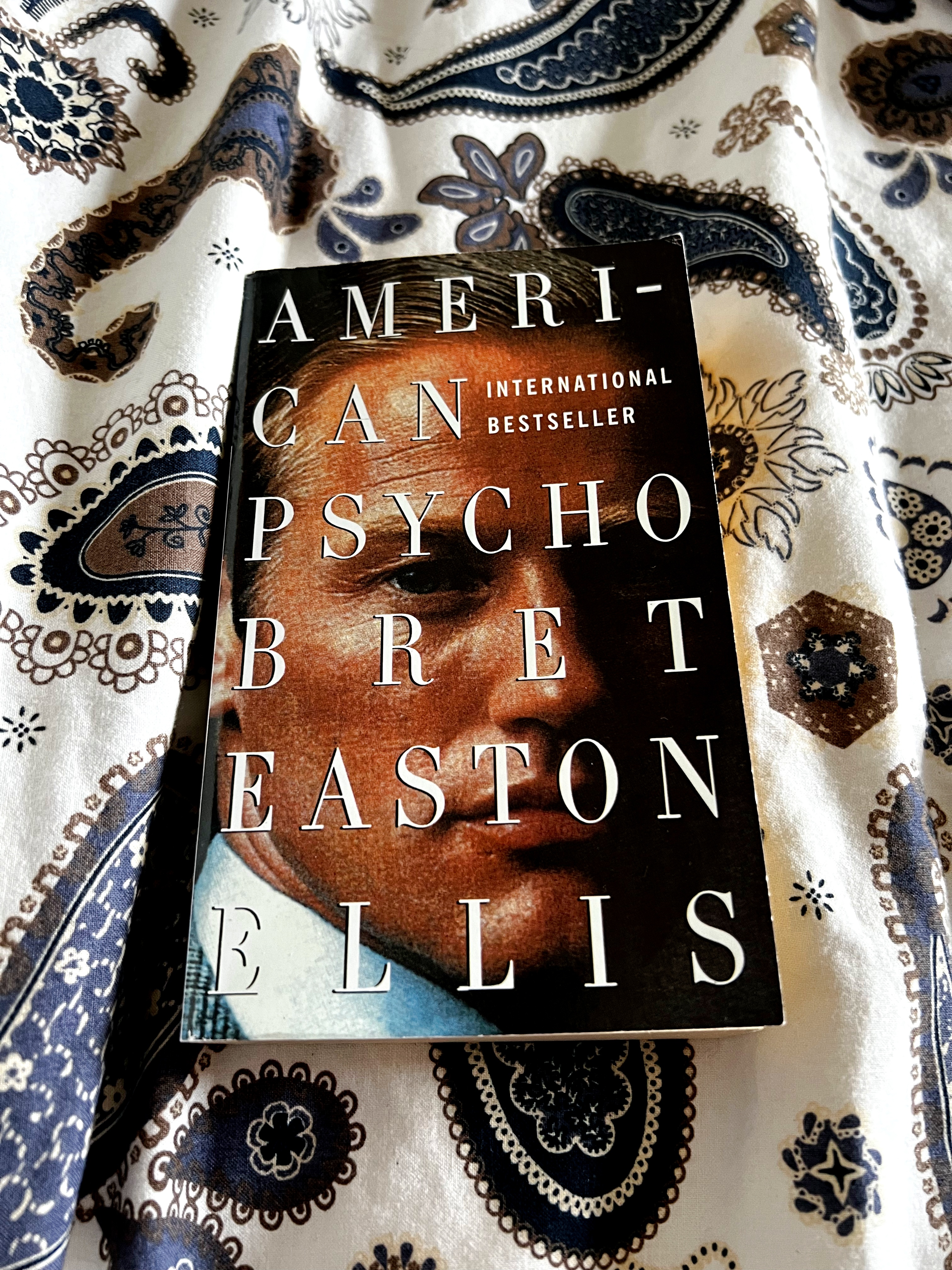 “American Psycho” By Bret Easton Ellis Review – The Book Corner Chronicles