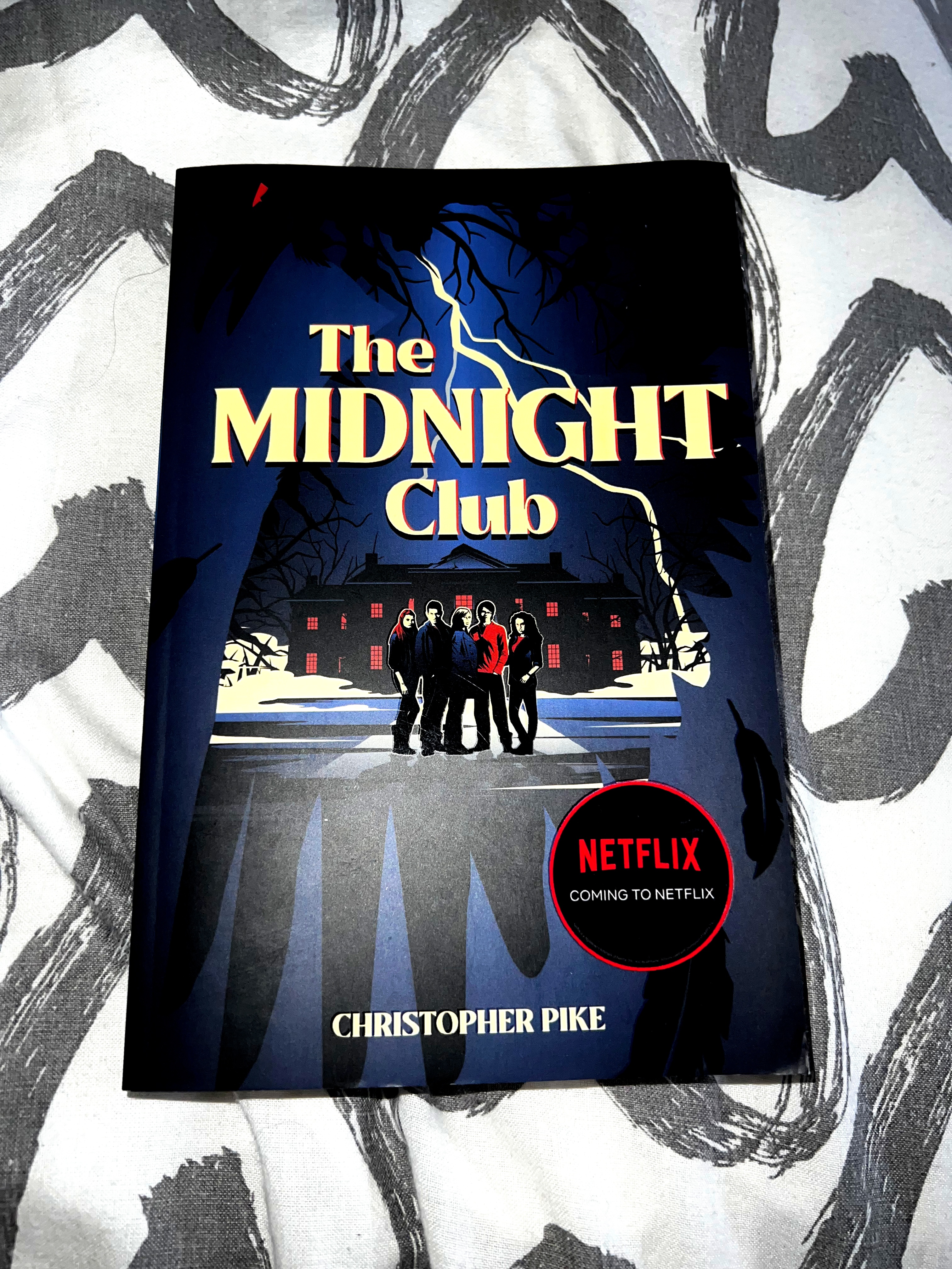 “The Midnight Club” By Christopher Pike Review – The Book Corner Chronicles